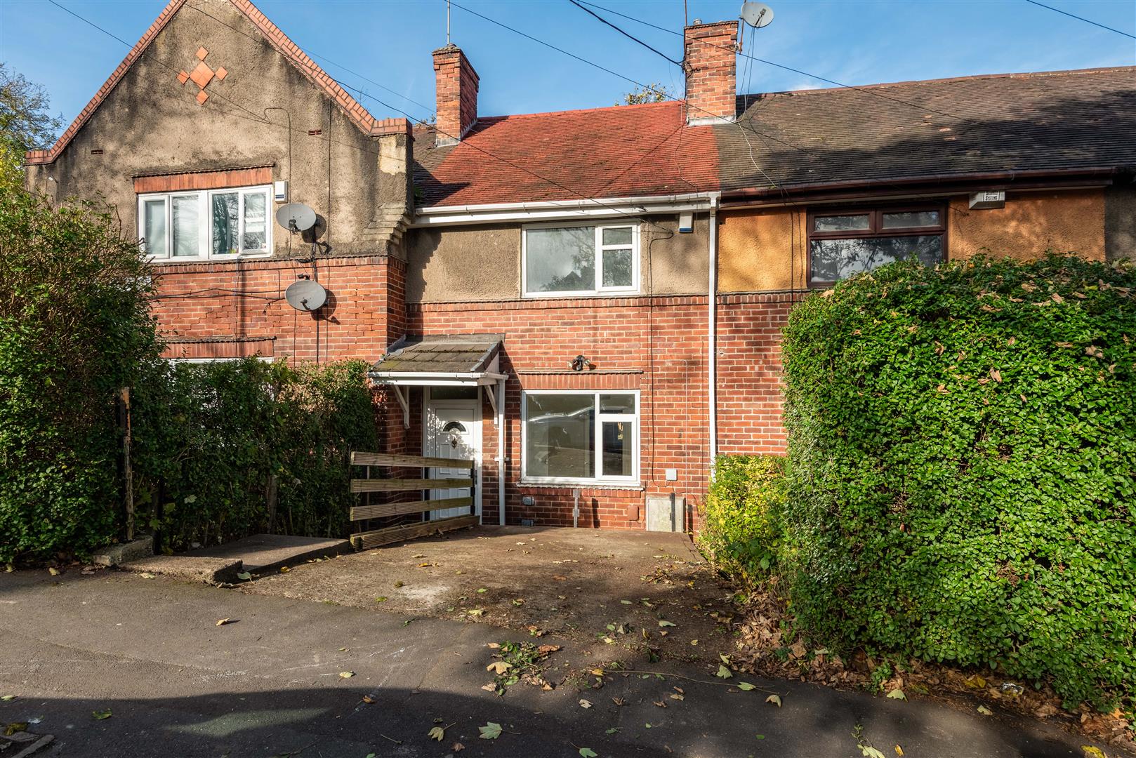 Southey Hall Drive, Sheffield - Ready Steady MOVE!